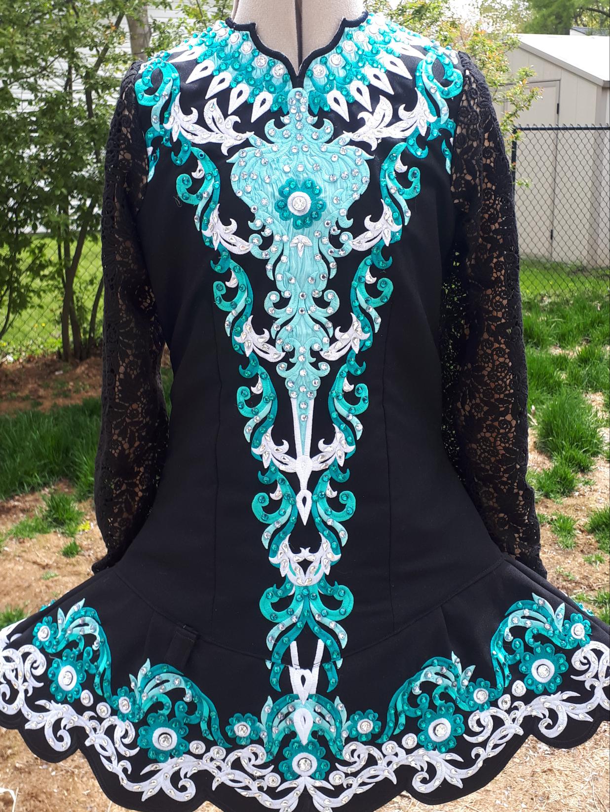 Irish Dresses – Lewis Irish Dresses